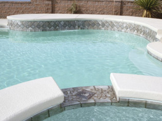 Residential Pools & Spas: New Mexico Pools and Spas, Inc